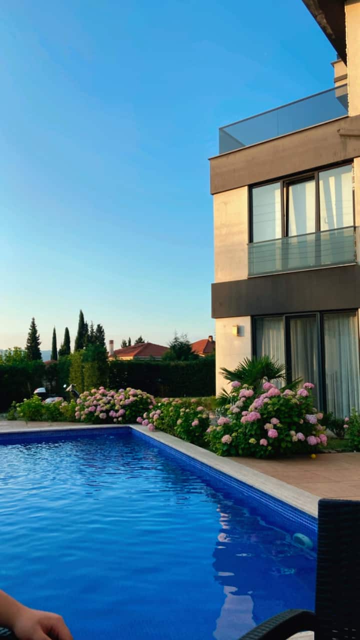 Göl Manzaralı Ultra Lüks Villa - Sapanca