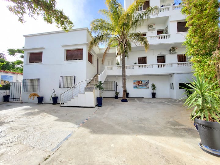 Appartement F4 à Hydra - Algiers
