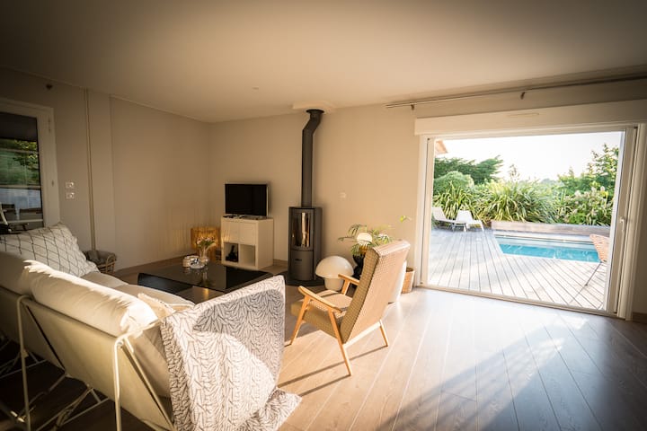 Villa Aux Portes De Biarritz Avec Piscine Chauffée - Pays basque français