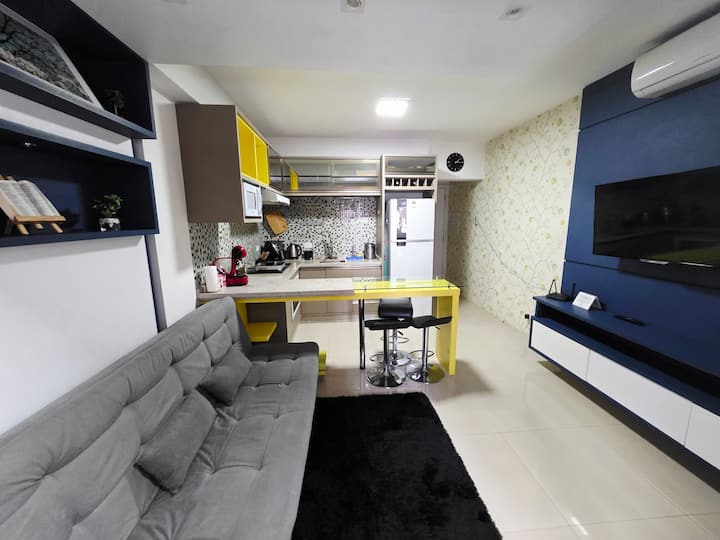 Studio 603b Lindo Life Space Curitiba / Batel - Curitiba