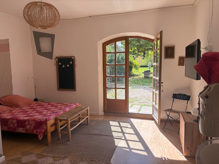 Charmant Gîte Avec Jardin Et Piscine - Graveson