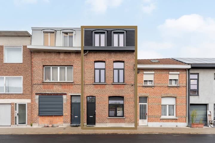Luxurious House In Edegem Close To The City Center - Mortsel