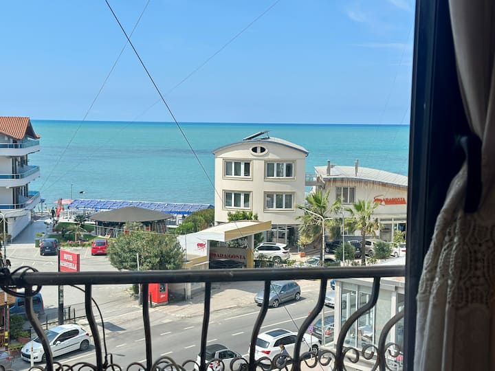 The Olive Lobster - Durrës