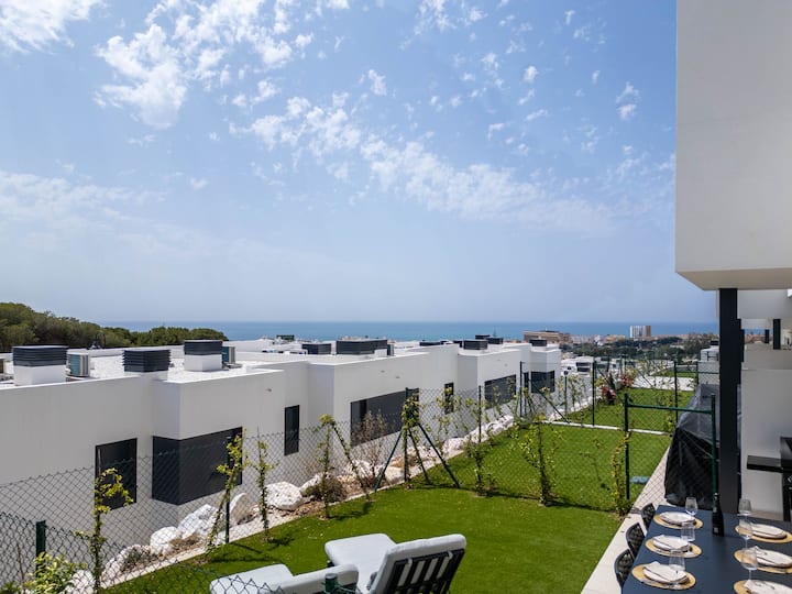 Amazing 4-bedroom Serena Village By Cds Vacation - La Cala de Mijas