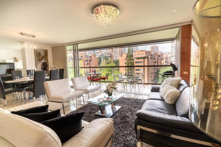 Exclusivo Y Moderno Apartamento En El Poblado - Colombia