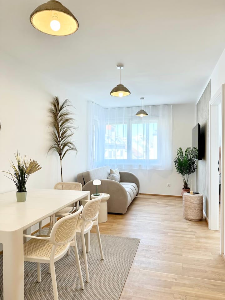 Takara Loft/12 Mit Terrasse - Viena