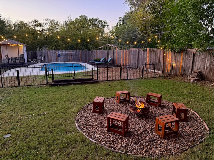 Dfw Stay W/ Game Room, Fire Pit, Near Stadium - Bedford, TX