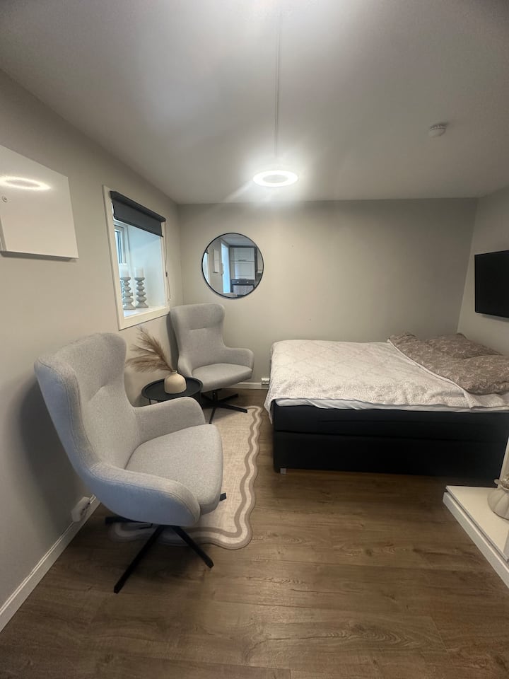 Hybel Med Gratis Parkering - Tromsø