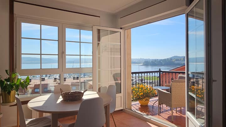 Port Of Sada· A Balcony Over The Ocean - Cambre