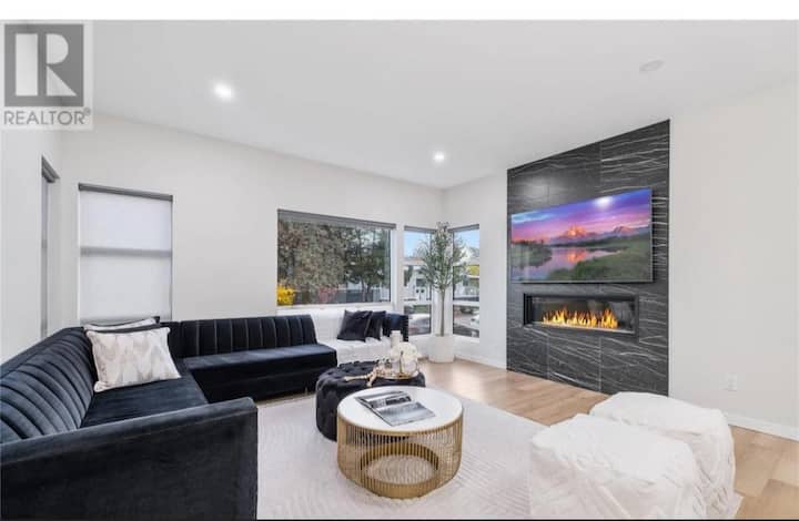 The Luxe Loft - Kelowna