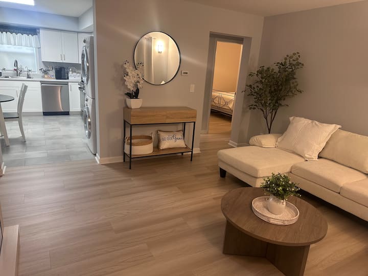 Modern Apartment Near Metlife! - East Rutherford, NJ