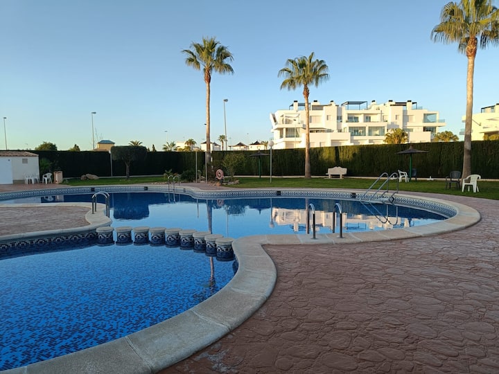 Cocon Lumineux Près De La Mer – Calme & Détente - Playa Flamenca