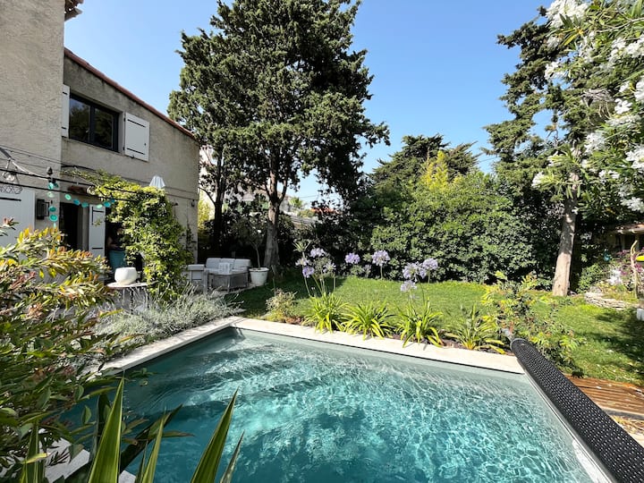 Villa 4 Chambres Piscine Pétanque, 3 Min De La Mer - Marseille