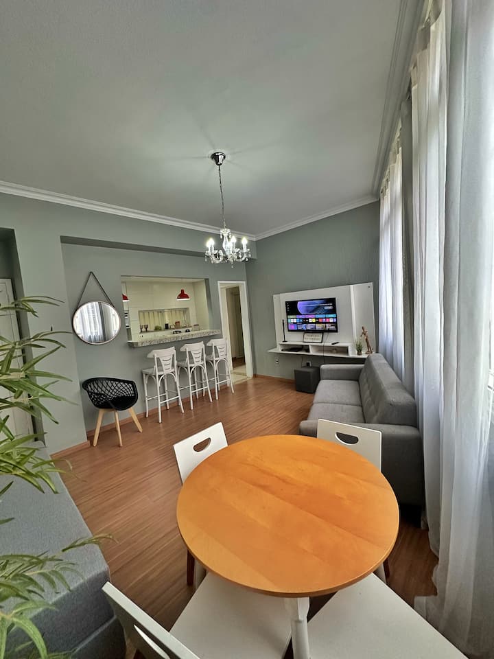 Apto 2qts | Praia, Metrô E Paz - Rio de Janeiro