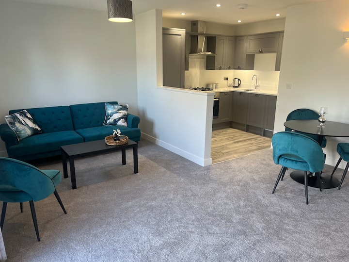 Stylish Bungalow Retreat In Central West Coventry - Coventry