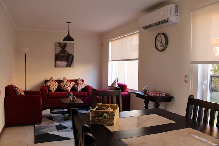 Casa En Condominio Con Piscina Y Parque Privado - Pucón