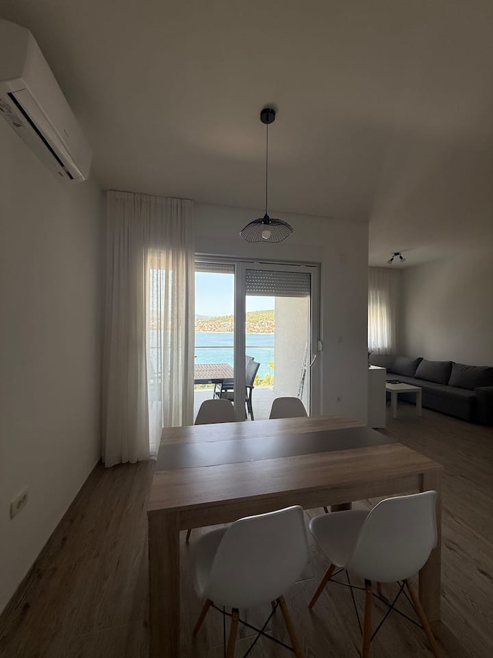Seaesta Holidays Andrea - Trogir