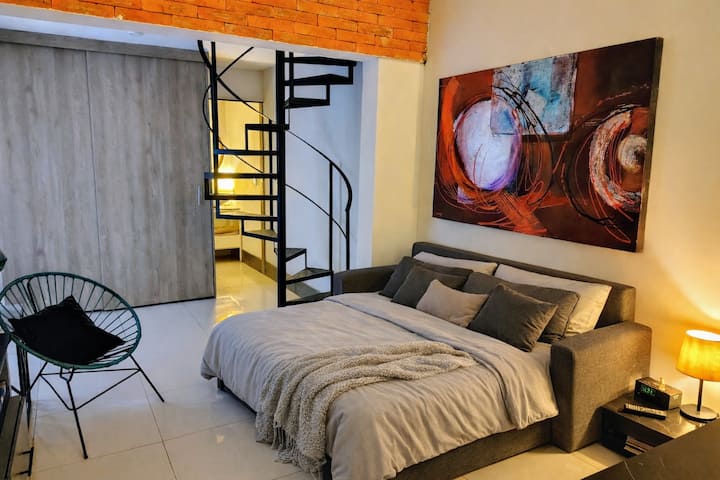 Depertamento Cerca Plaza De Toros Equipado - Guadalajara