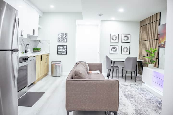 The Stones Short Term Rentals - Calgary