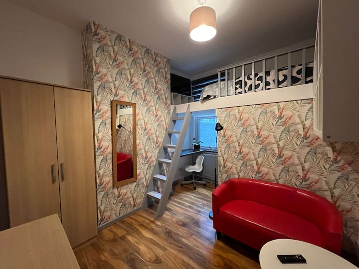 Unique Double Room With Mezzanine - Guernesey