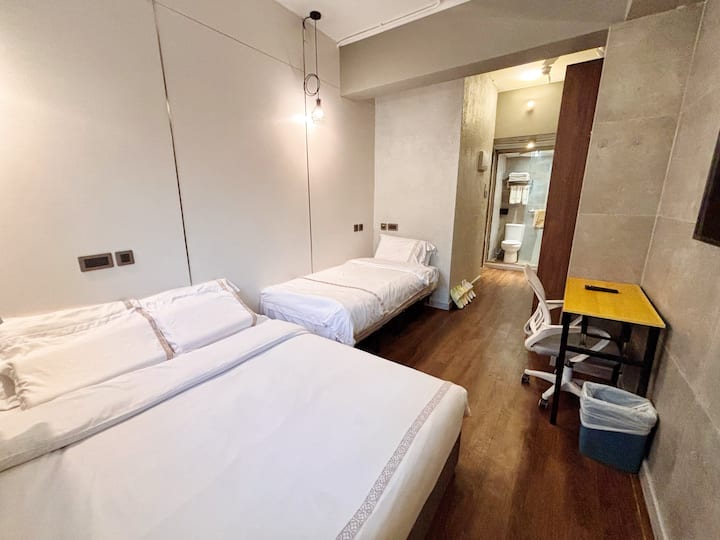 三人間（三張單Or一大床＋一小床）房型隨機 - 홍콩