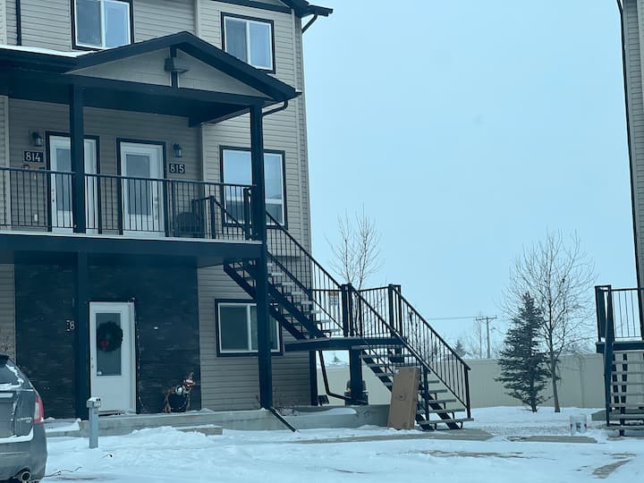 Cozy Quiet Place In Regina, Saskatchewan. - Regina, Canada