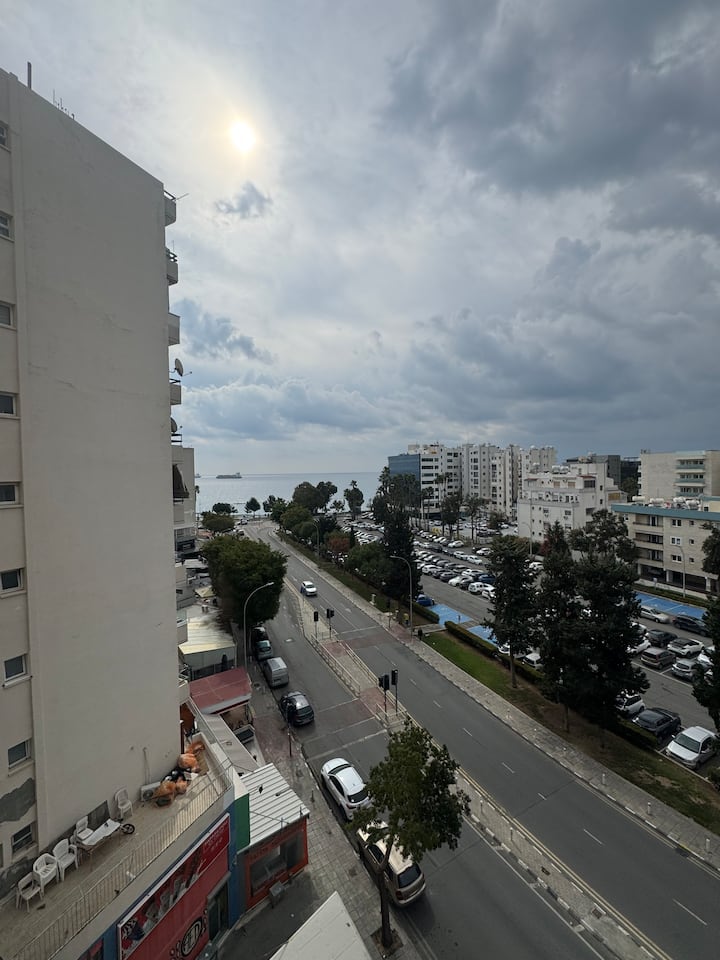 3 Bedroom Seafront Apartment - Chypre