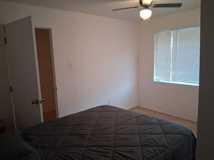 Mesa Room 1 - Mesa, AZ