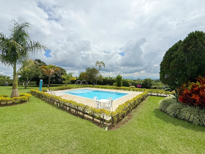 Agradable Finca En Pereira Con Piscina Y Aire Ac. - Pereira, Colombia