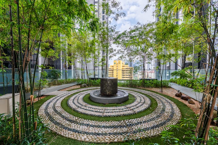 ~ Garden In A City ~ Balcony 2br + Free Parking - Ampang Jaya