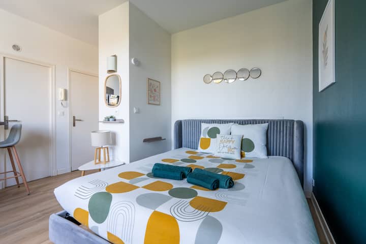 Le Petit Anatole - Gare Tgv 300m - Montlouis-sur-Loire