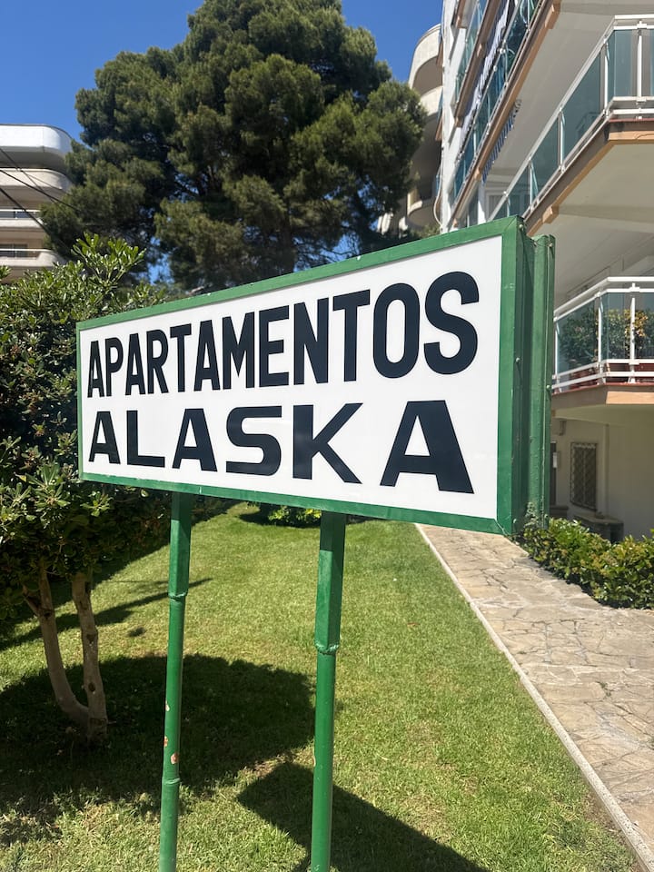 R|z Nuevo Apto Alaska Para 6 Reformado En 2025 - Salou