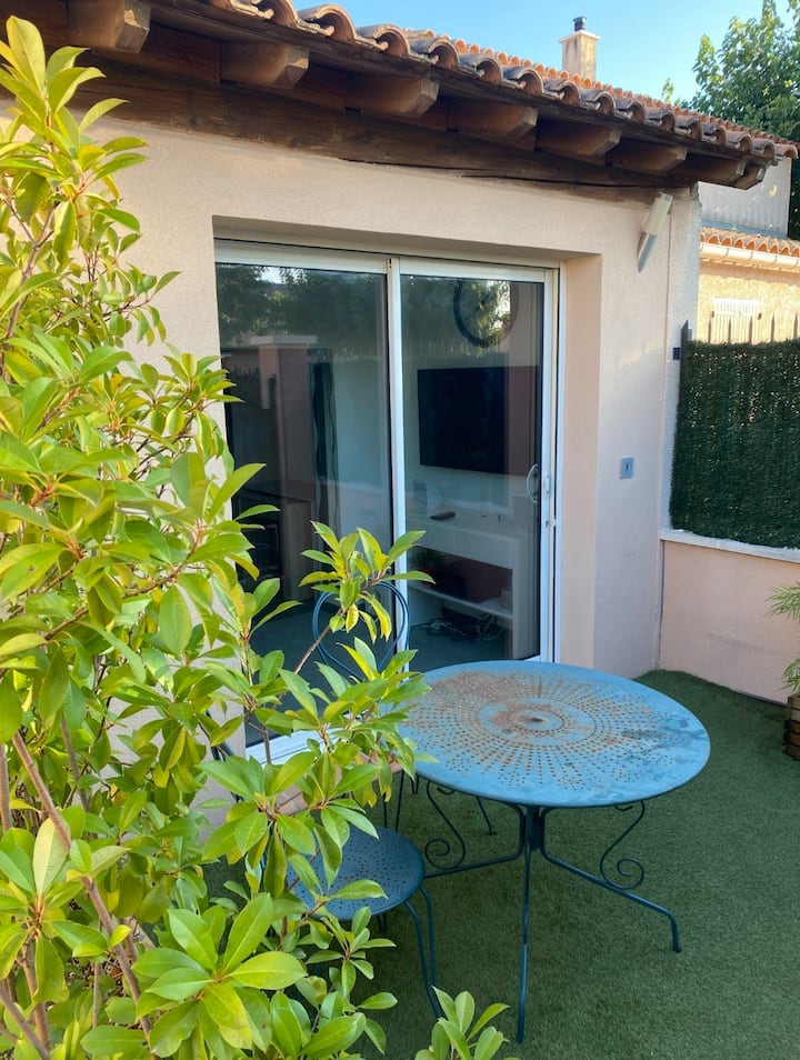 Studio Climatisé Terrasse/wi-fi/parking Gratuit - Carpentras