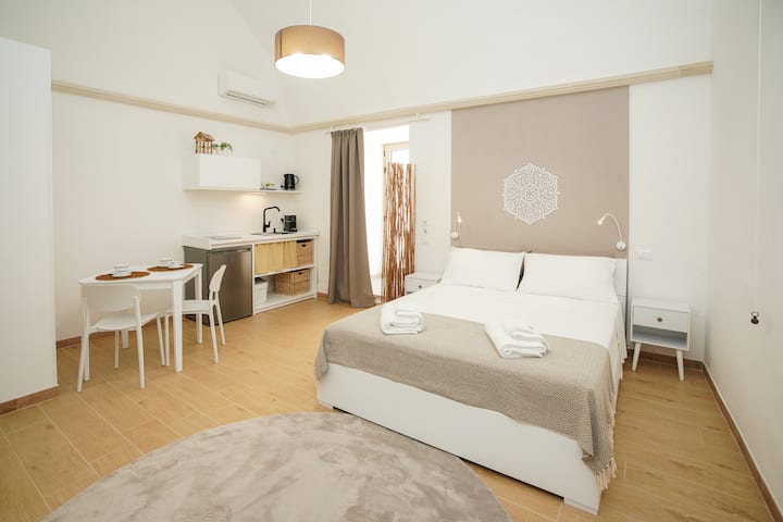 Casa Otranto, P. Terra Centro E Spiaggia A Piedi - Otranto