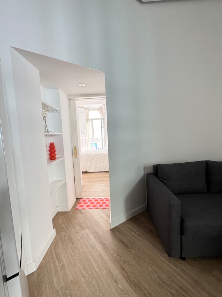 Cozy Apartment In The Heart Of Madrid - Madrid