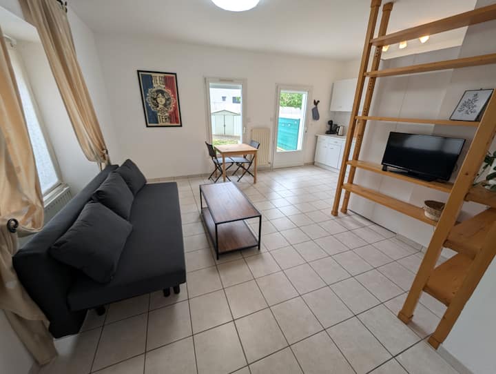 Petite Maison Avec Jardin Privatif - Cholet