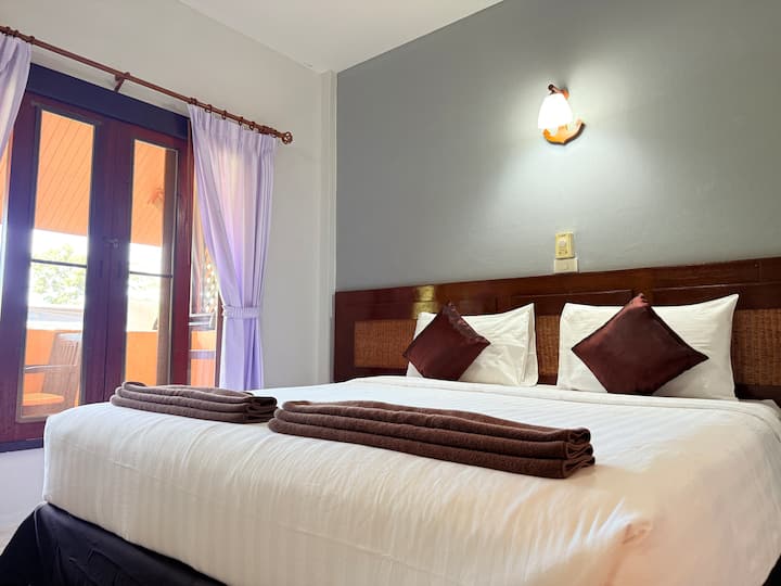 Koh Tao A Double Room 2 - Ko Tao