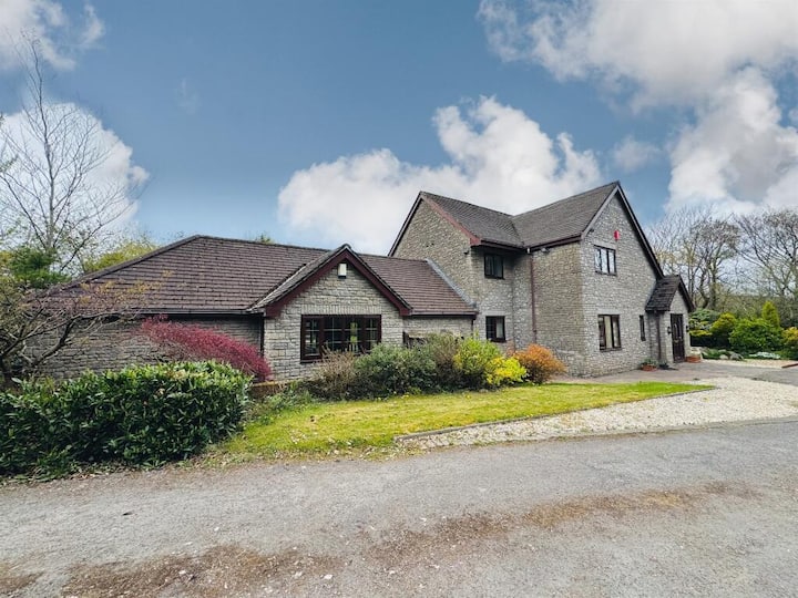 Carreg Llwyd - Cardiff