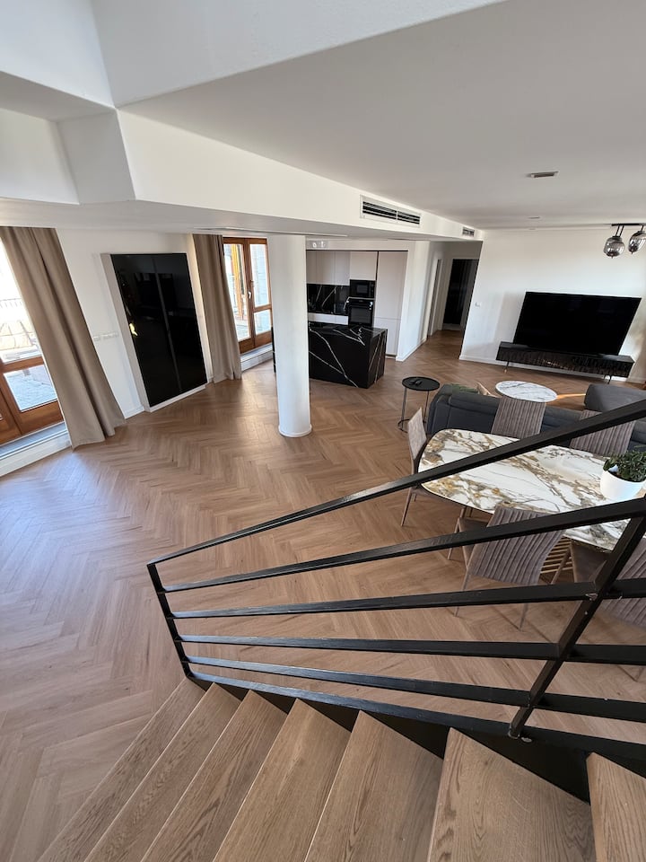 Luxury Penthouse - Pozsony