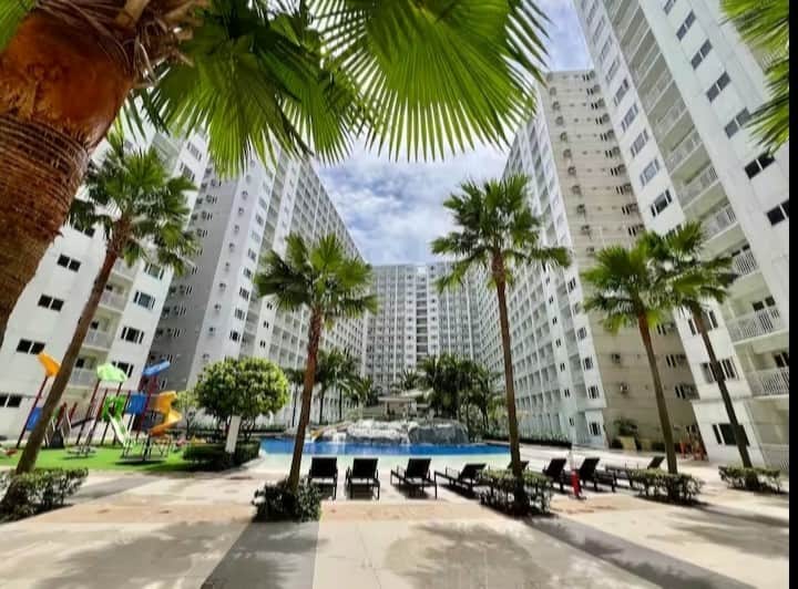 Pool View Staycation Near Moa, Picc, Naia - Manila