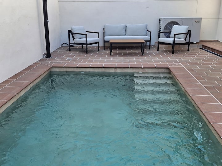 La Casa De Laura - La Adrada