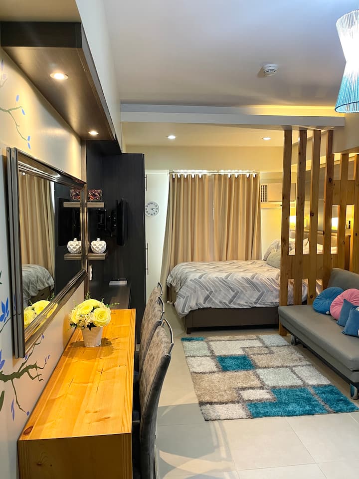Stylish It Park Stay |4 Pax•netflix•pool•wifi - Cebu