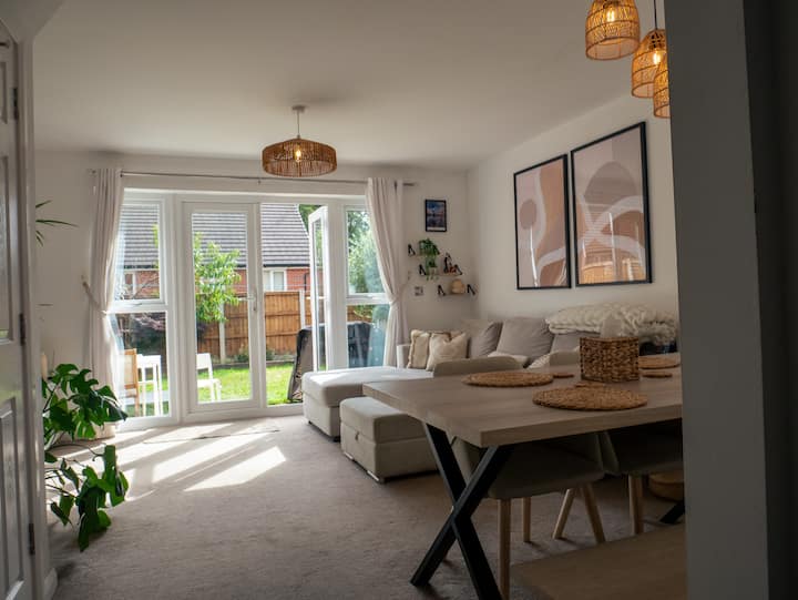 Peaceful Hideaway Near The City - Mánchester