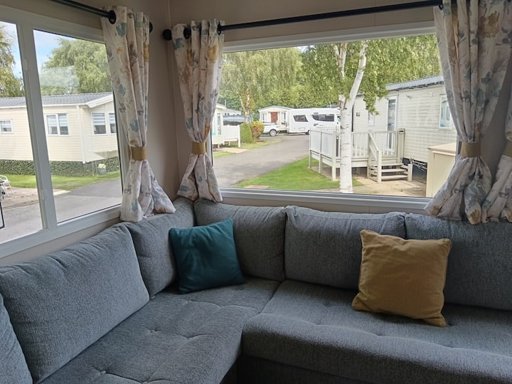 Moonlight Retreat - Cleethorpes