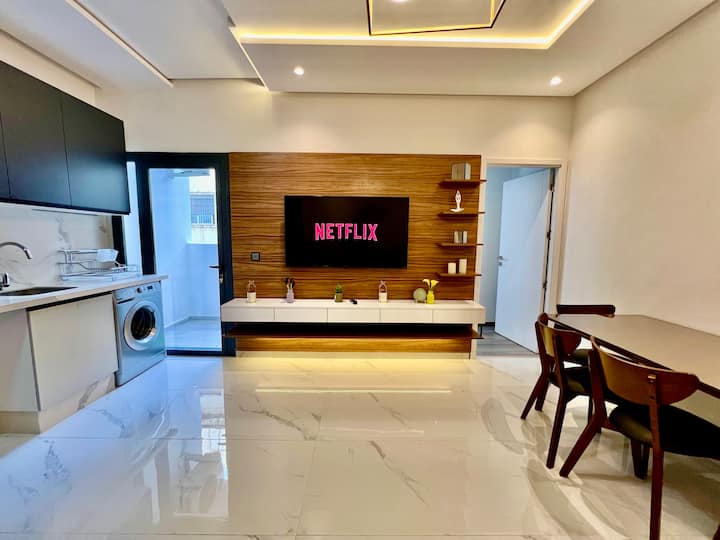 Bright Corniche Escape – 2 Br Urban Flat - Tangier