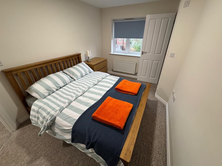 Stylish & Comfortable Two Bedroom Coach House - Bedford, Royaume-Uni