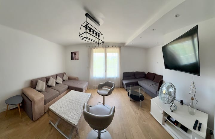 Lumineux T4 Climatisé Mtp Proche Tram Et Centre - Montpellier