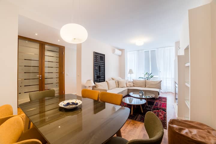 Maison Eleven – 2bdr | Balcony & Parking | Center - Sarajevo