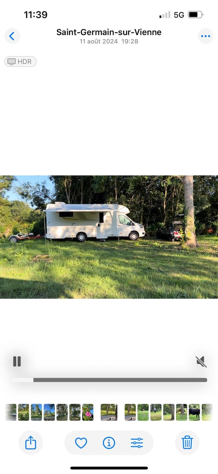 Camping-car - Montsoreau