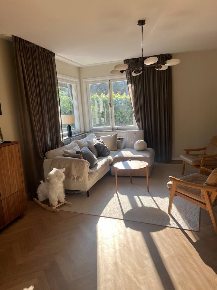 Rymlig Familjevilla - 3 Sovrum - Stockholm